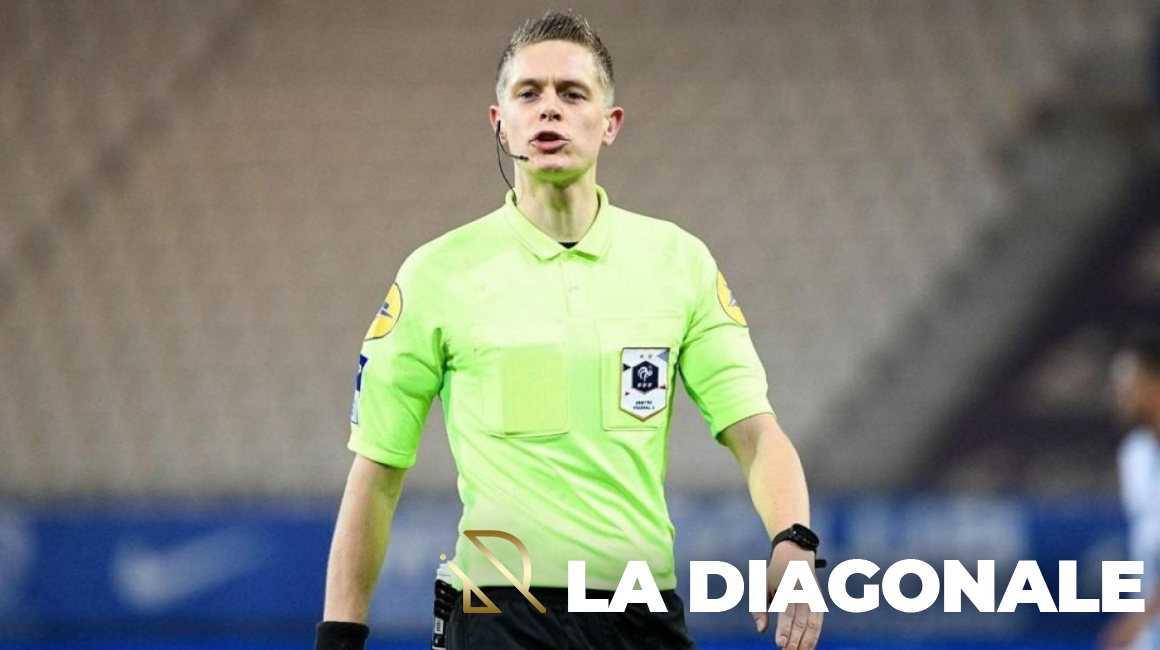 Un arbitre désavoué pour Auxerre-Monaco - La Diagonale